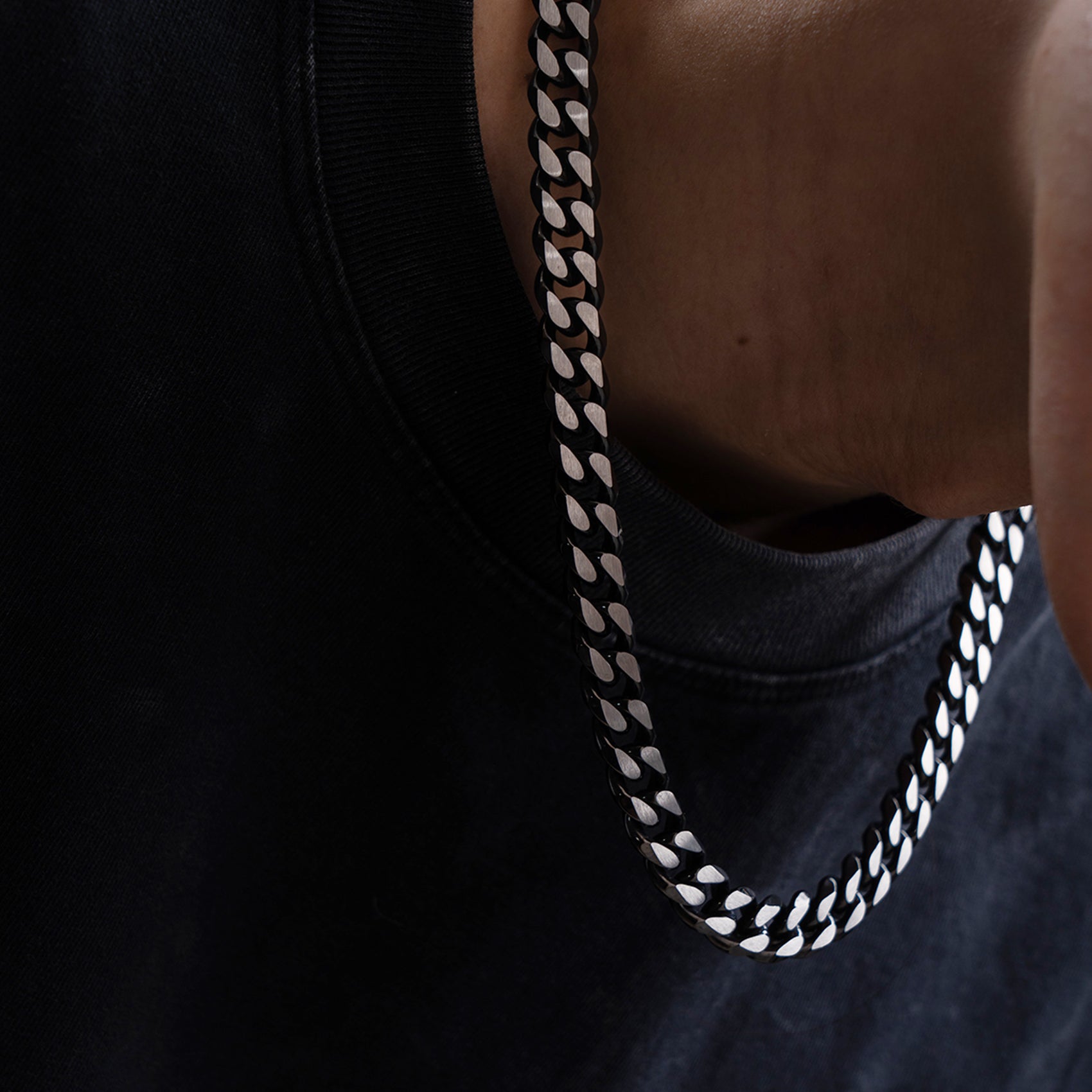 ブラックチェーンネックレス / BSN-701 – BLESS